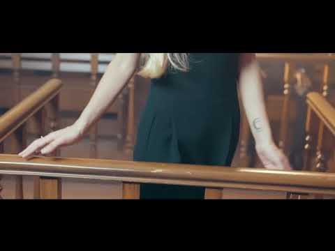 Bayiliyorum bu sarkiya yaa♡♡♥