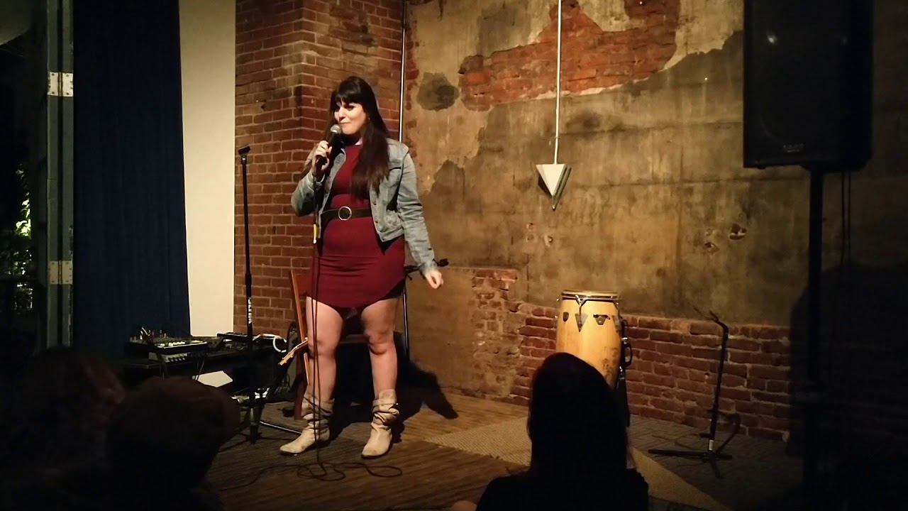 Jillian Markowitz at the Maas - YouTube