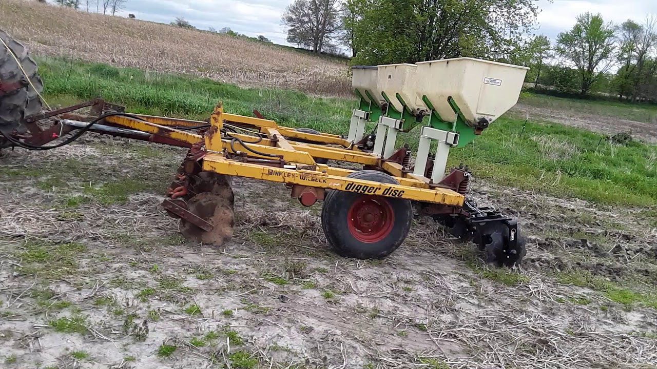 Homemade strip-till - YouTube