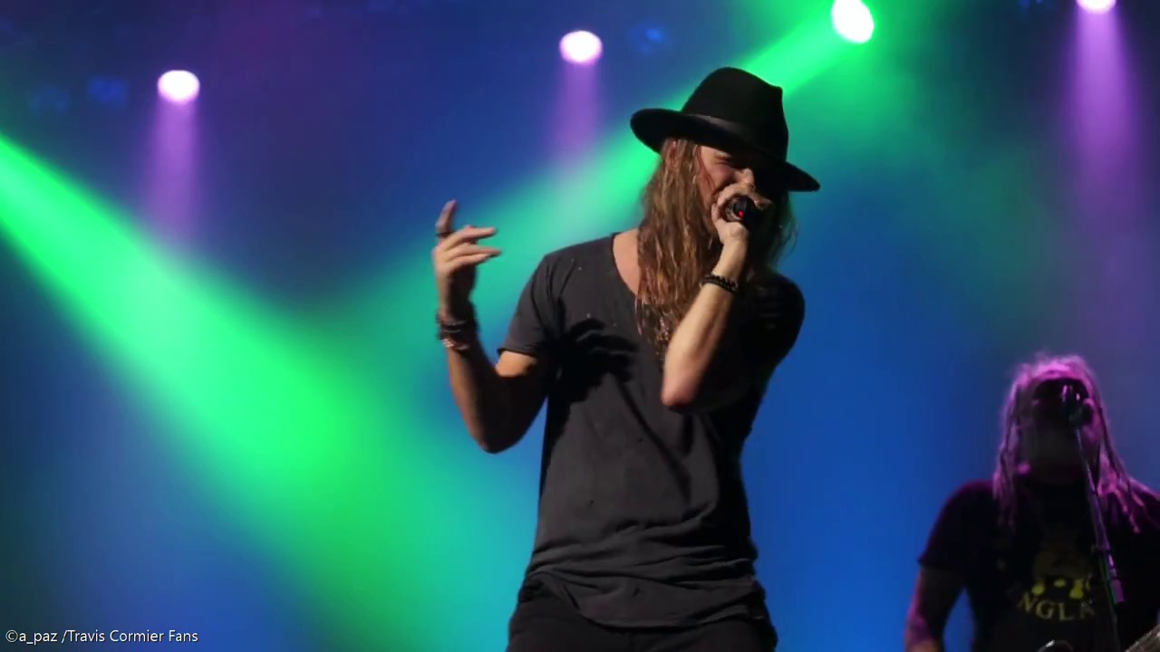 Travis Cormier / In the Air tonight (Moncton) - YouTube