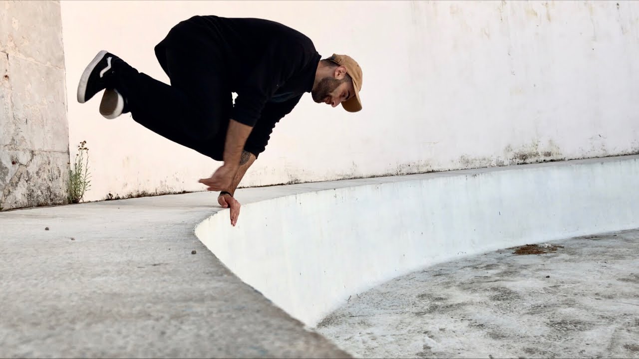 Palm Spin Tutorial - Coach’n’Tips | Learn Parkour Live - YouTube