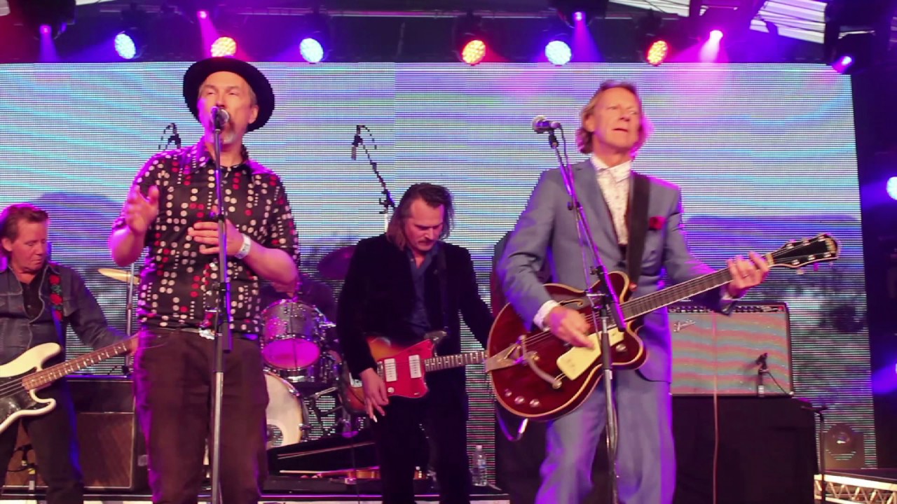 The Triffids - live at The Meredith Music Festival 2016 - YouTube