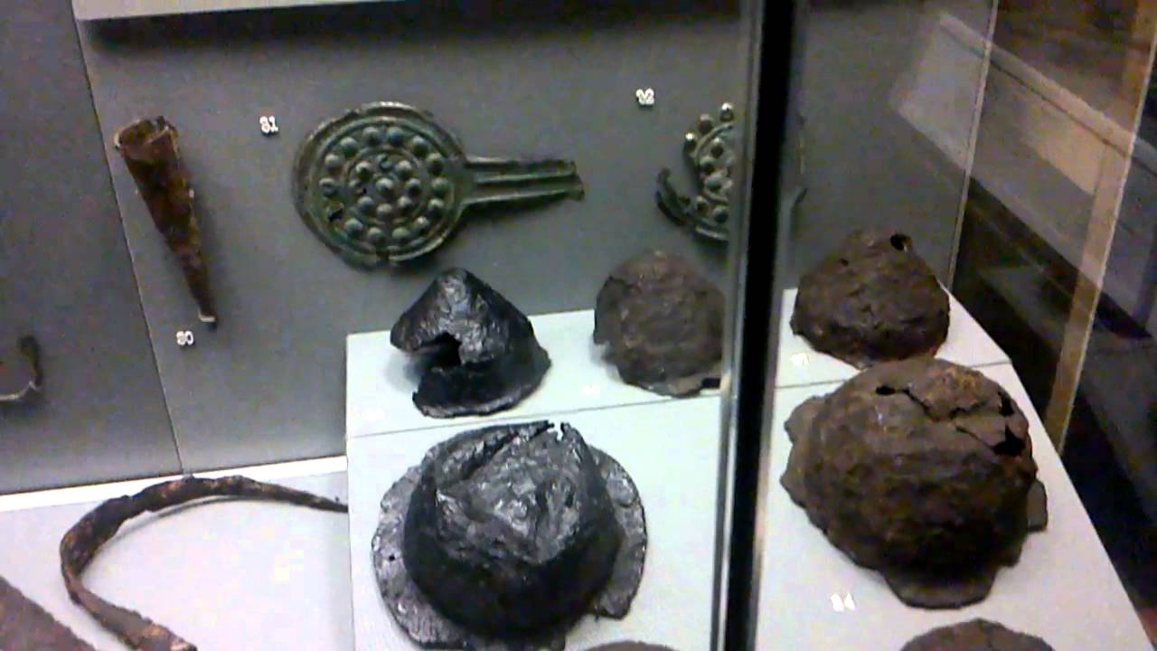 Celtic swords and spears Dublin museum - YouTube