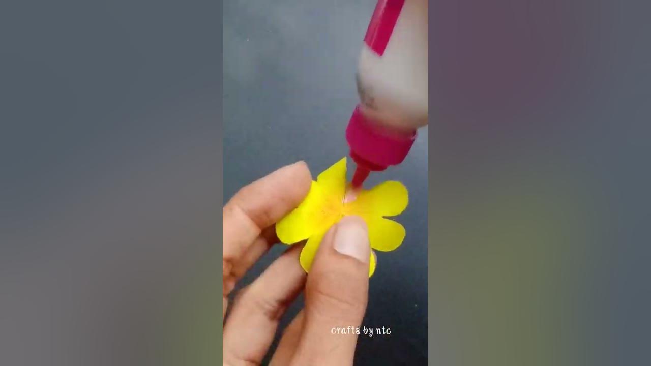 Make A Simple Flower Crafts By Ntc YouTube make-a-simple-flower-crafts-by-ntc-youtube