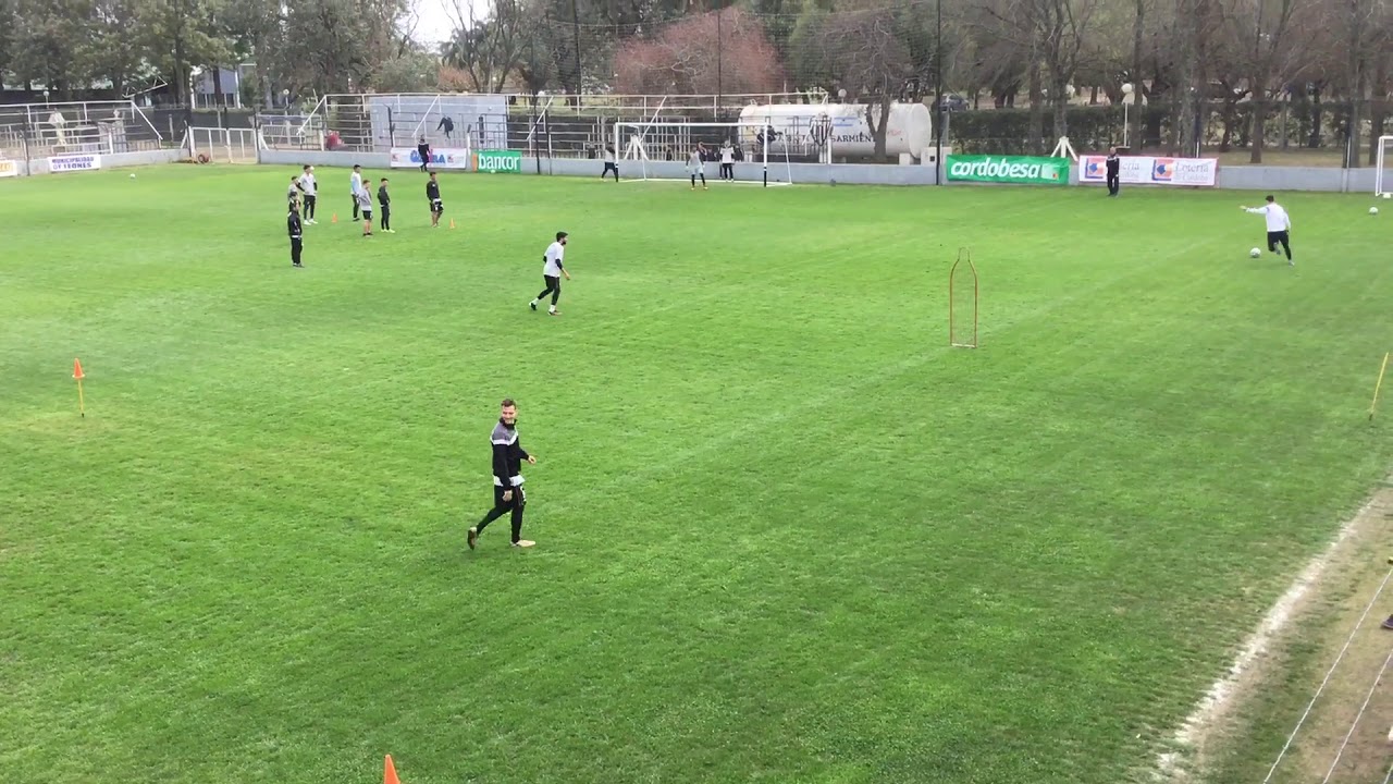Combinación Lateral/ Extremo remate + centros. - YouTube