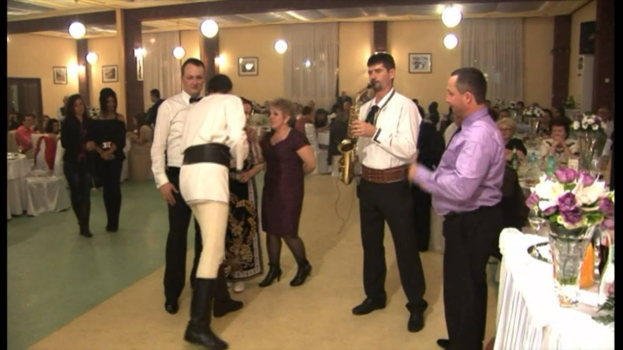 Catalin Hasa si Mircea Tarziu - Marulet mar inflorit - YouTube