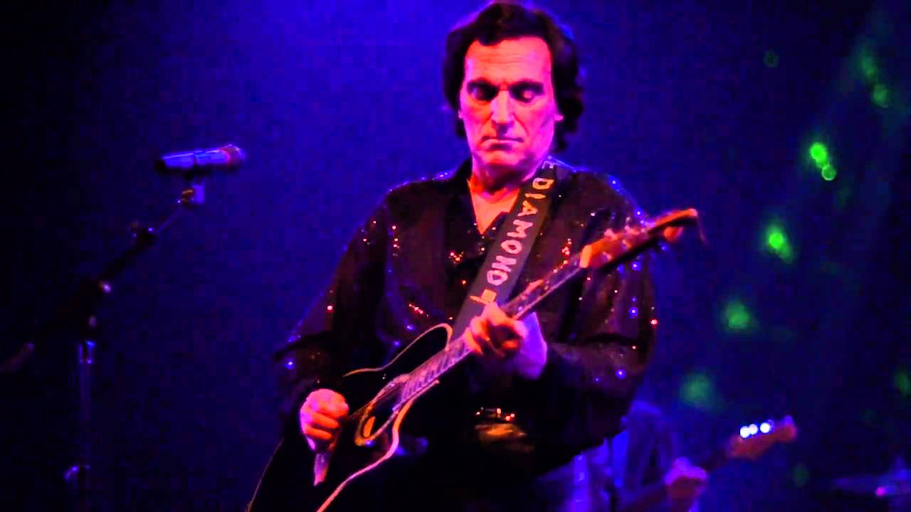 Double Diamond - The Definitive NEIL DIAMOND Tribute Victoria, BC - YouTube