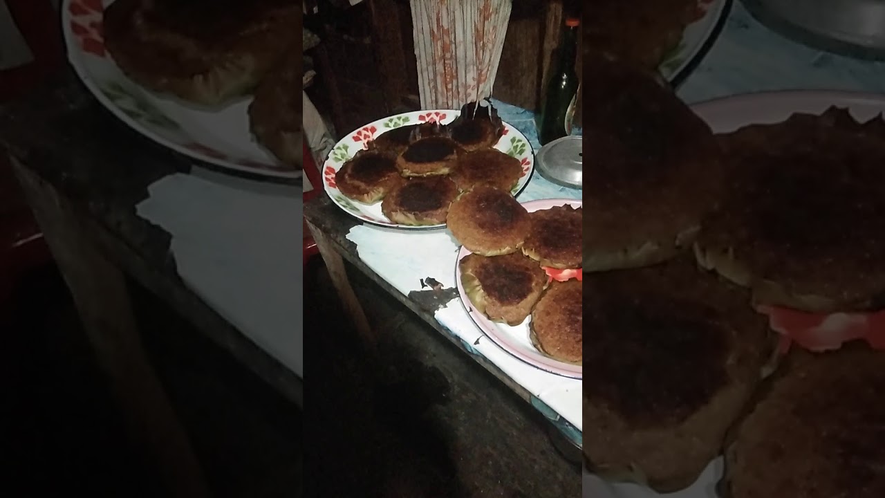 Kue Bika Bakar Has Mandailing di Buat di Hutapungkut Julu, Kotanopan ...