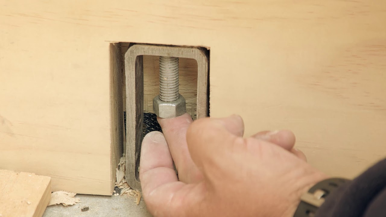 Building Your Kitset Home - Fitting The Tie Rods - Fraemohs Homes ...