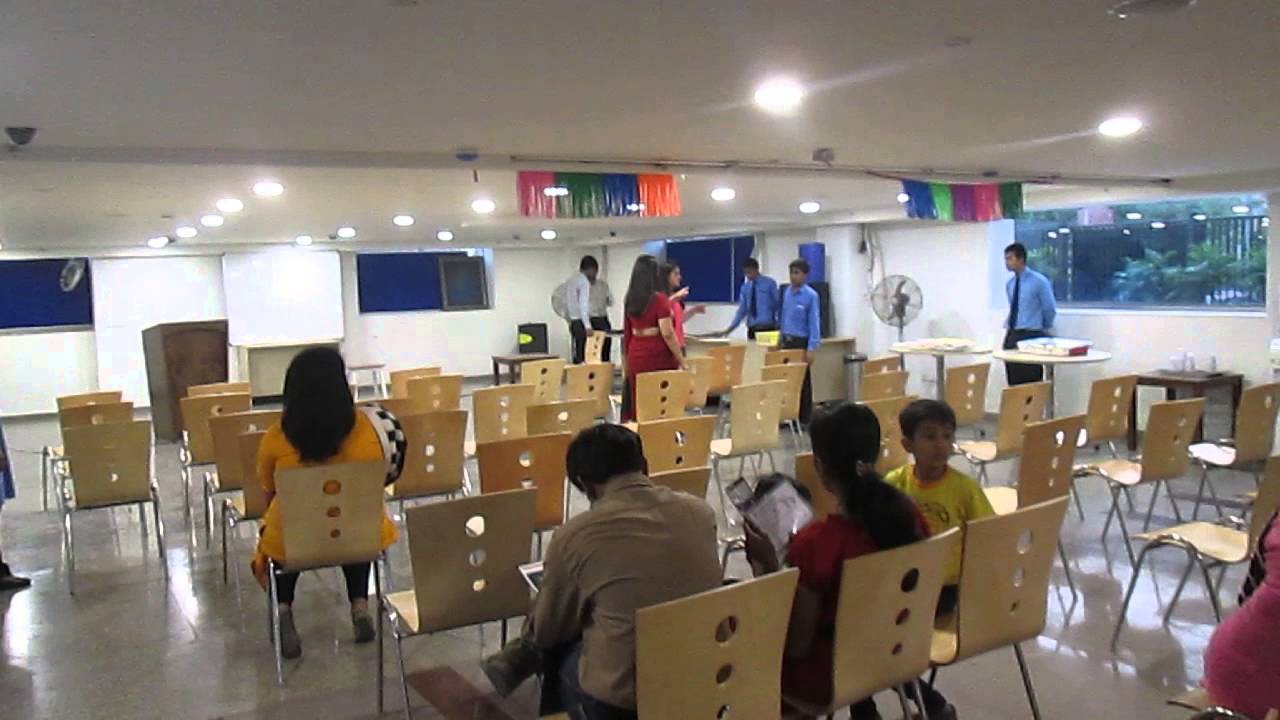 star-party-at-gd-goenka-sarita-vihar-on-24-april-2015-youtube