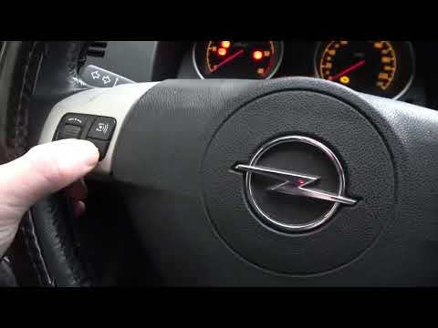 Lenkradtasten im Opel Astra H GTC (2004-2014) – Funktionen und Erklärung aller Knöpfe