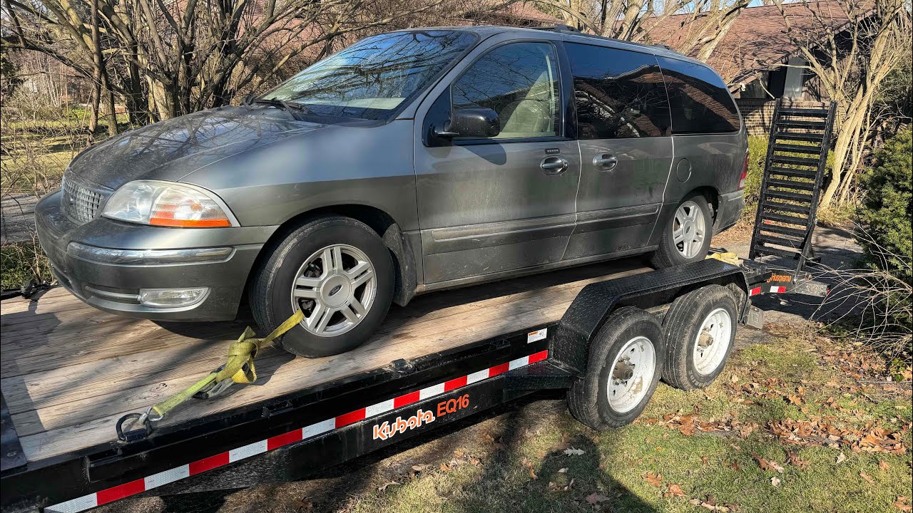Emergency recovery. 3AM adventures in broken ford windstar rear axle ...