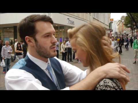 Hypnotist takes on Mannequin Challenge