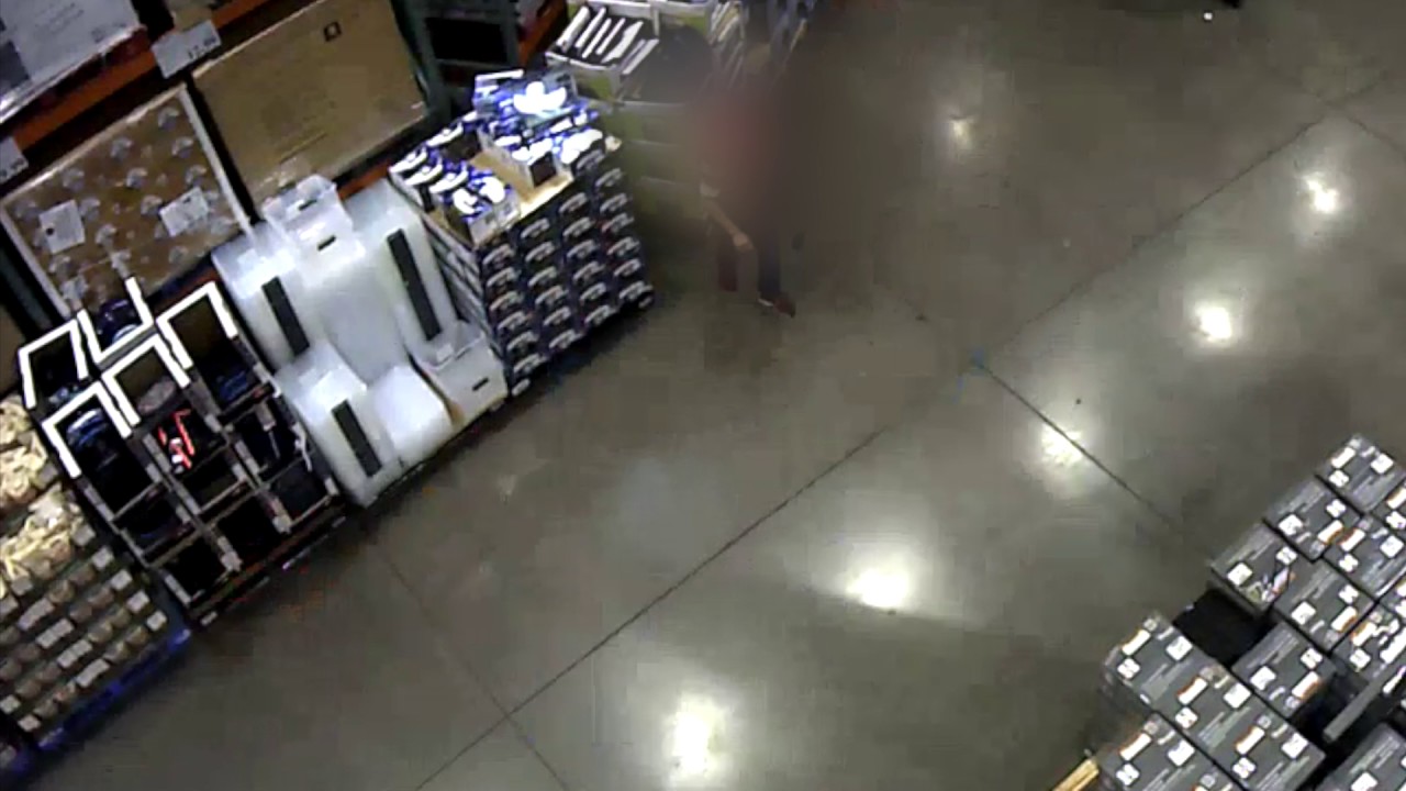 Detectives Seek Help Identifying Suspects in a Robbery Case - YouTube