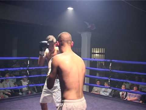Unlicensed Boxing - Ross Morgan v Rocky Marsh - Fight Club - YouTube