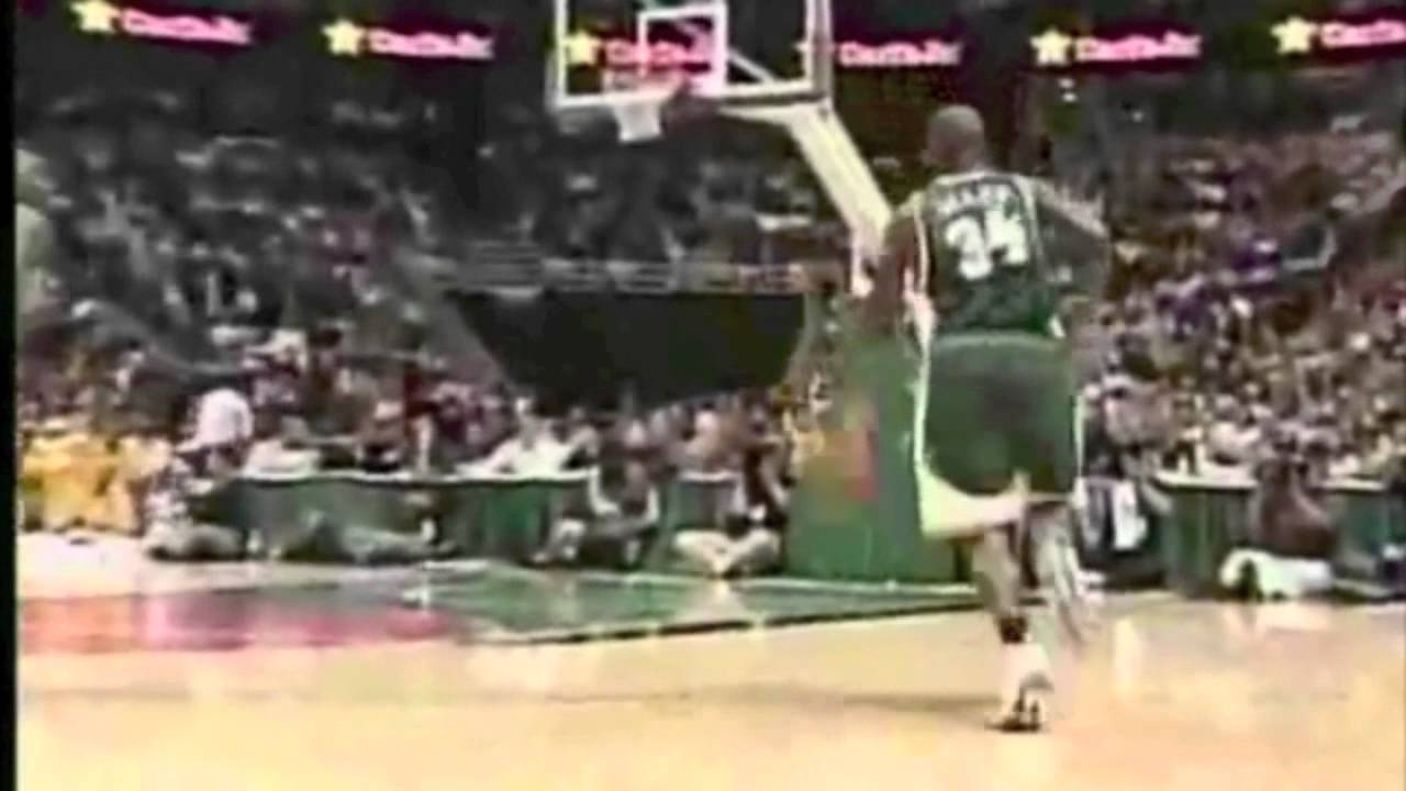 Top 10 Kobe Bryant Blocks of All Time - YouTube