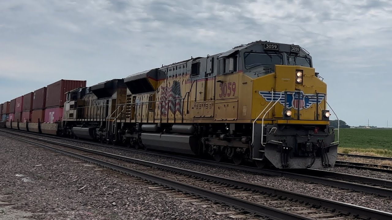 Union Pacific Manifest Train, Nevada IA 6/24/2023 - YouTube