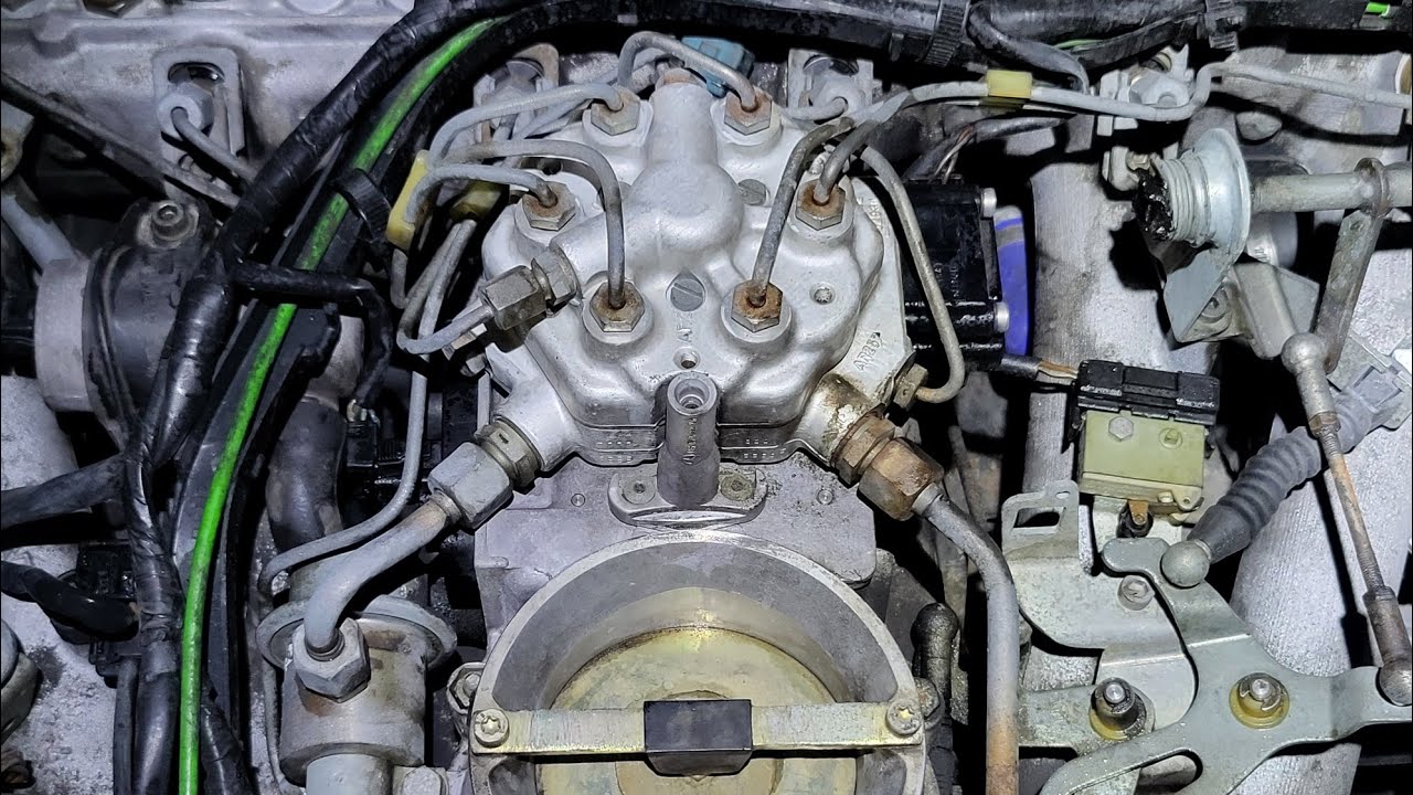 日常引擎室清潔 W126 daily engine bay cleaning 赫曼先生 Mr.Hermann ,Taiwan - YouTube