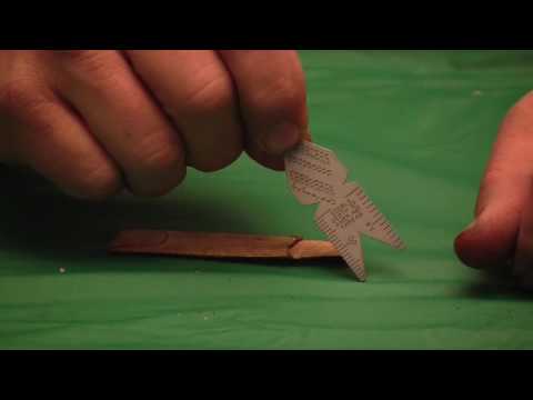 Thread center gauge fish tail hobby machinist - YouTube