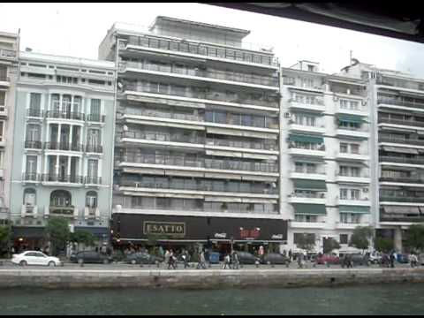 ΟΜΟΡΦΗ ΘΕΣΣΑΛΟΝΙΚΗ ΜΙΑ ΑΠΟΓΕΥΜΑΤΙΝΗ ΒΟΛΤΑ ΜΕ ΤΟ ΚΑΡΑΒΑΚΙ ΣΤΗΝ ...