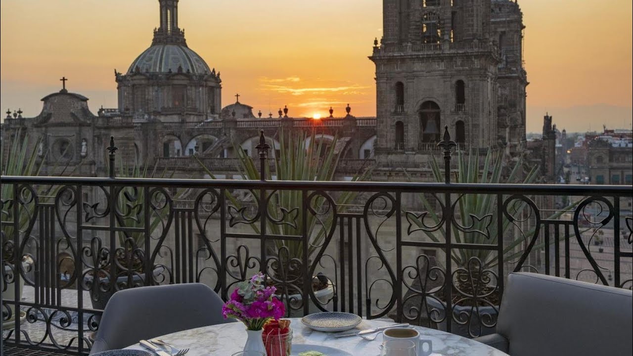 Zocalo Central & Rooftop Mexico City | Best Travel Plan - YouTube
