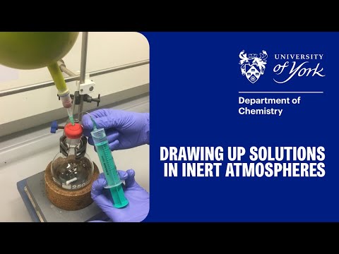 Drawing up solutions in inert atmospheres - YouTube