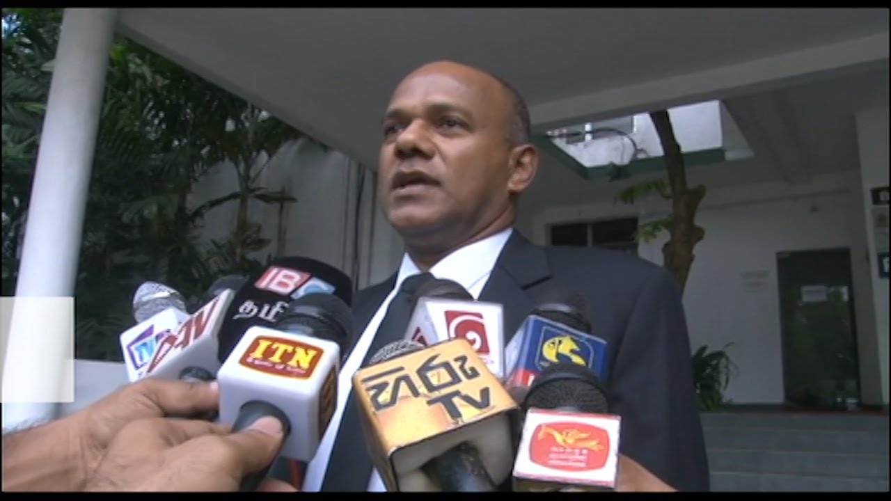 Former army commander arrives at commission of inquiry - YouTube