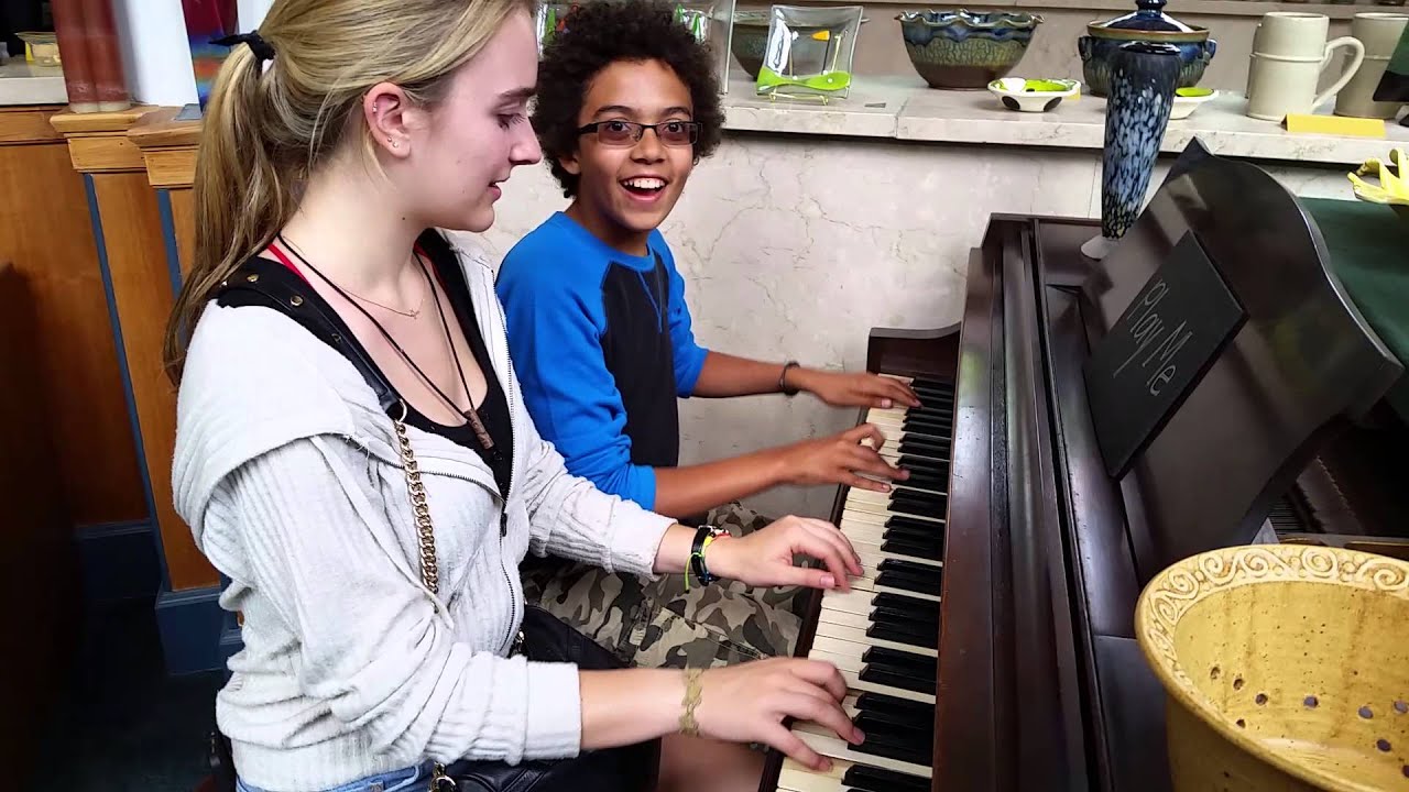 Shannon, Cameron of #BennVt Sonatina play Fiddlehead's 1936 Story ...