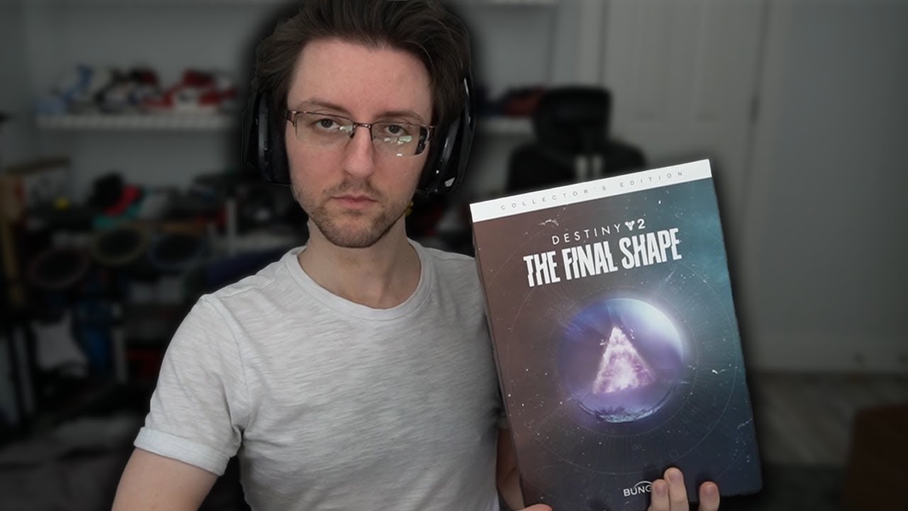 I unbox the Final Shape Collector's Edition box and look at the ...
