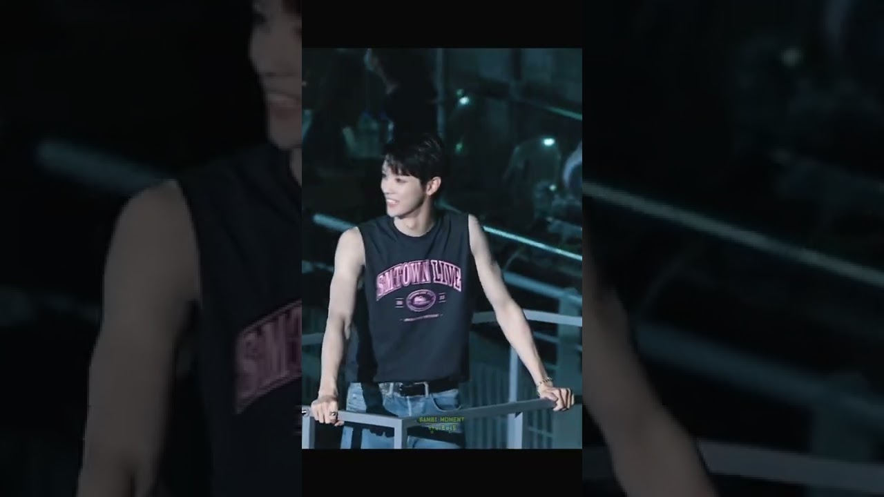 [NCT(엔시티)/성찬] 민소매 입은 밤비의 어깨 팔뚝 피지컬 𝙠𝙞𝙟𝙪𝙡 - YouTube