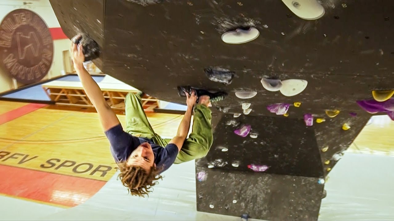 First Bouldering Session in the NEW GYM | Boulderhaus Mannheim - YouTube