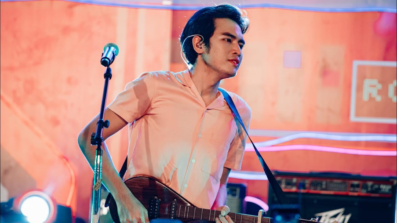 จี่หอย | JOEY PHUWASIT | MINI-CONCERT JOEYPWS LIVE AT IMPERIAL WORLD #โ ...