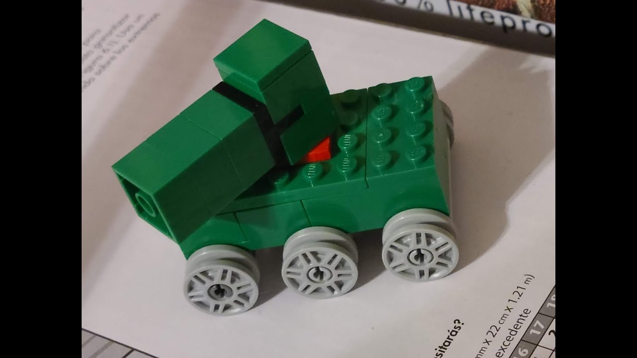 How to build a mini Lego tank - YouTube