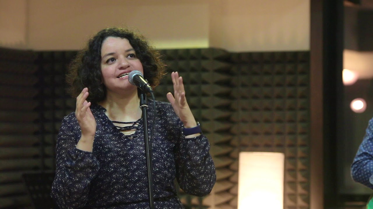 Man In The Mirror - Michael Jackson (Cover By Silvia Fluixà Band) - YouTube