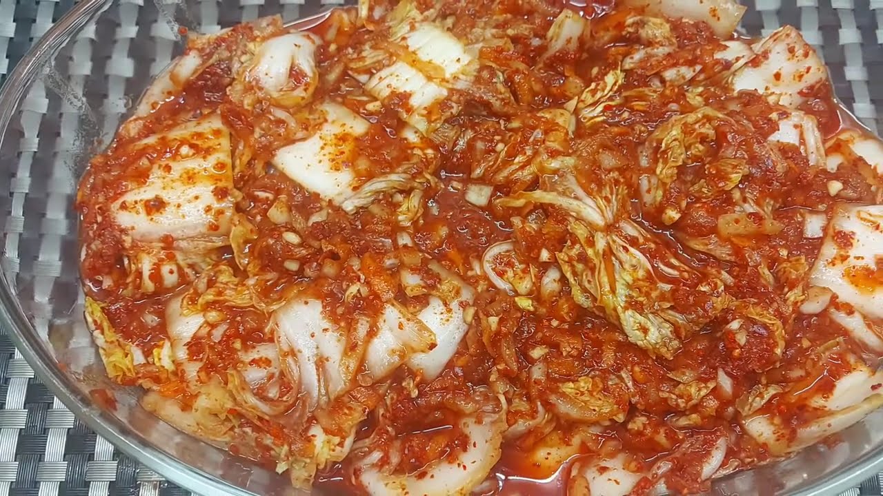 TRADITIONAL KIMCHI/Korean side dish/KIMCHI Recipe Small Portion - YouTube