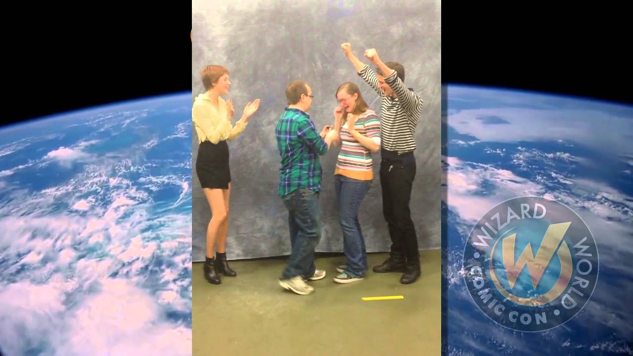 Marriage proposal during the Matt Smith and Karen Gillan Wizard World ...