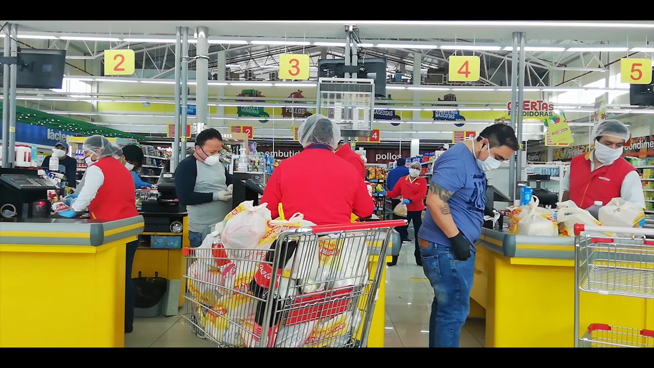 La cadena de supermercados se llama Santa María, Quito - YouTube