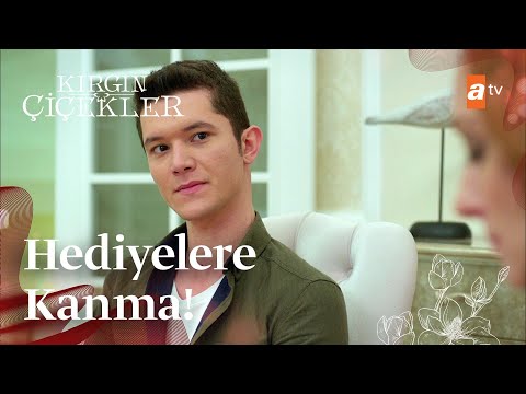 ''Klasik aldatan koca hareketleri bunlar anne!'' | Kırgın Çiçekler Mix Sahneler