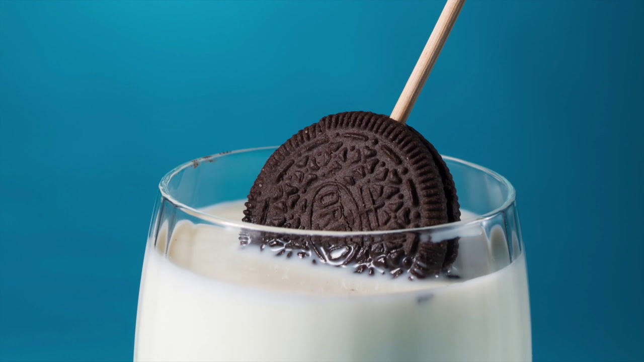 OREO MILK SPLASH - YouTube