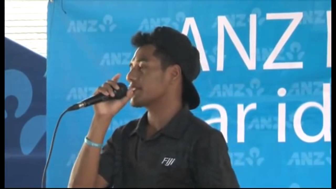 ANZ Kiribati Star IDOL Semi Final 2014 Amazed L - YouTube