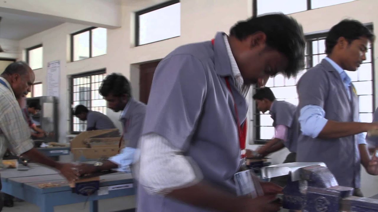 Agni College of Technology, Campus Tour. - YouTube