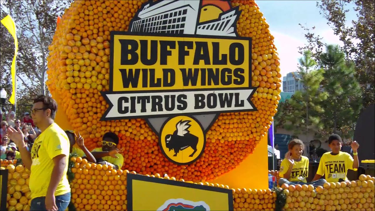 Florida Citrus Parade 2015: Buffalo Wild Wings Float - YouTube