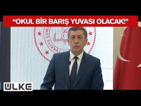 Ziya Selçuk, Milli Eğitim Bakanlığı Başöğretmen Salonunda Toplantıya Katıldı