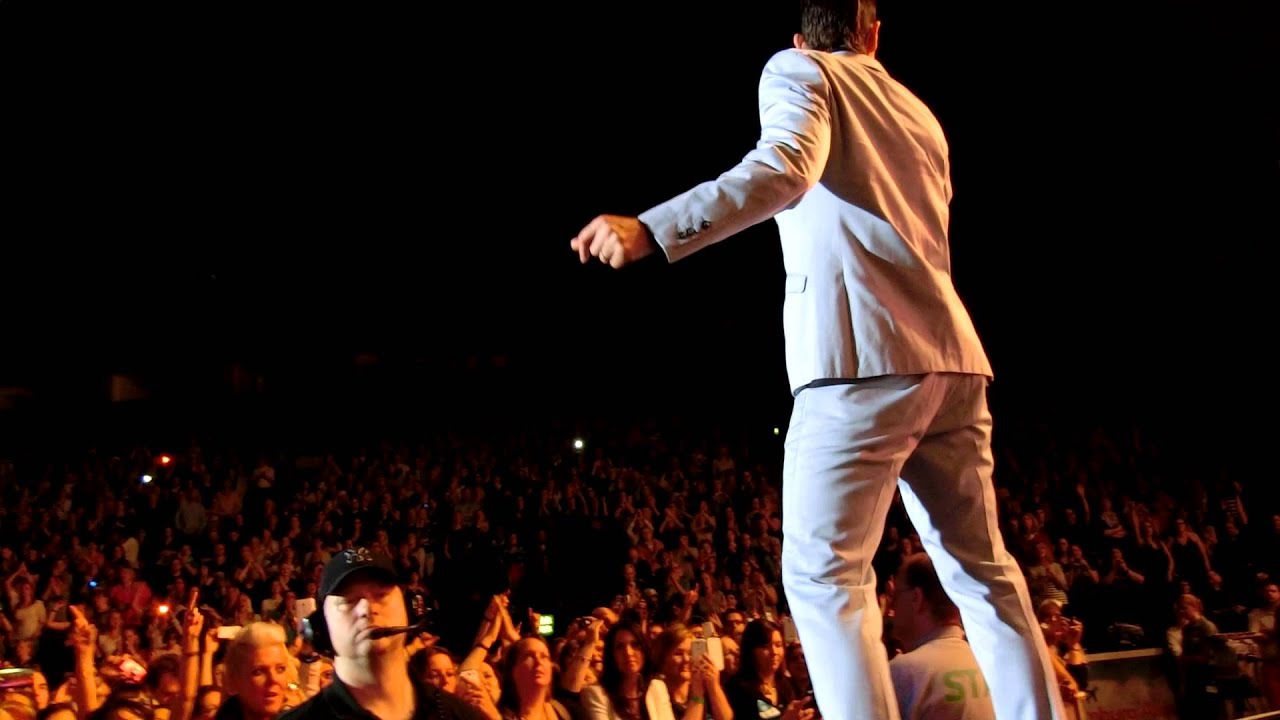 Backstreet Boys Hamburg Permanent Stain - YouTube