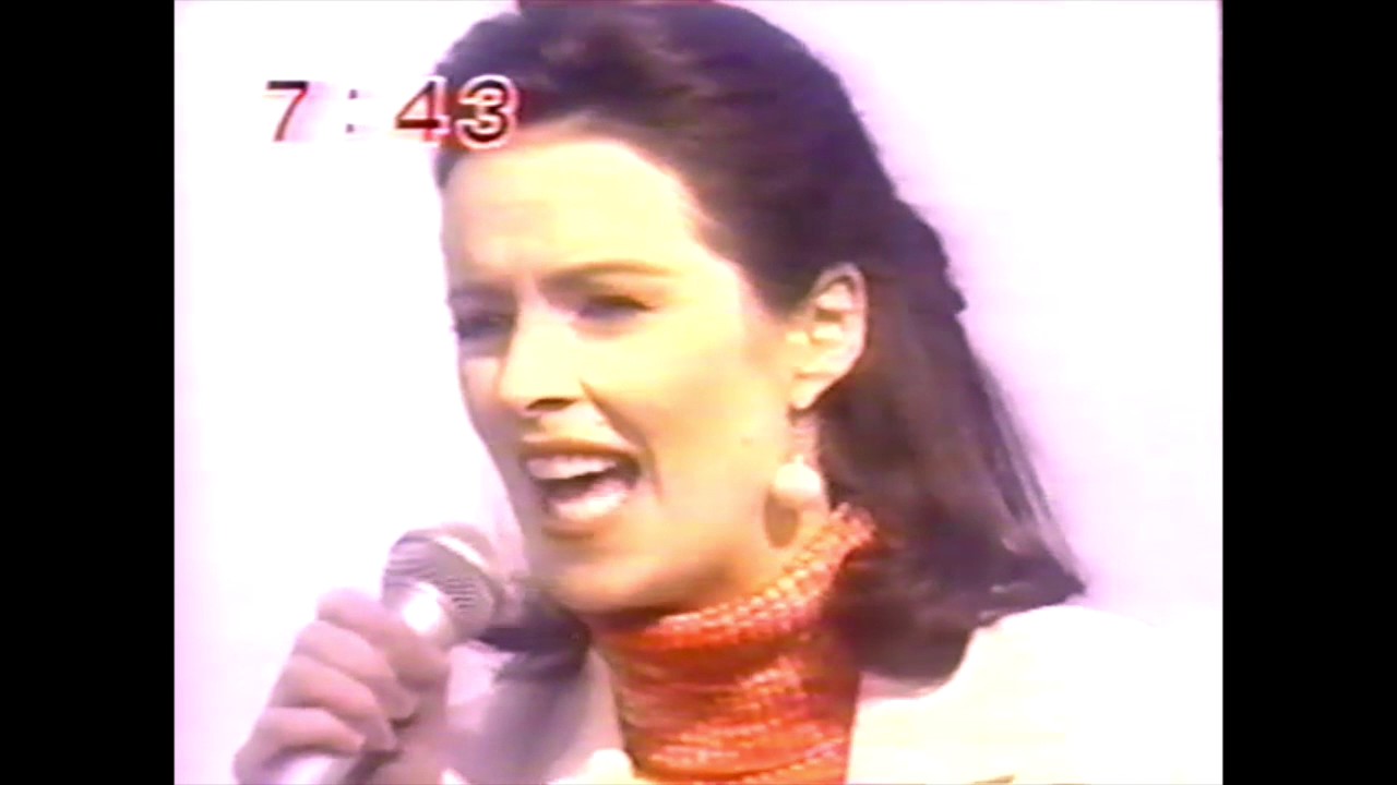 Sheena Easton - Modern Girl '97 (Good Morning Japan) - YouTube