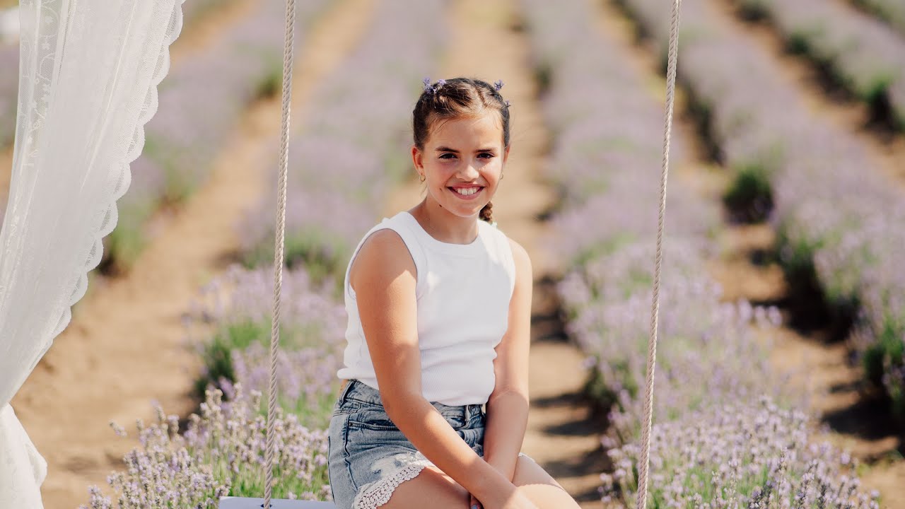 Ana Maria Bucsa & Sara Pintea - Promit (Cover Feli) - YouTube