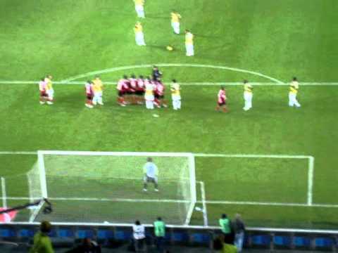 FENERBAHÇE-sivasspor maçı ALEX DE SOUZA frikik golü