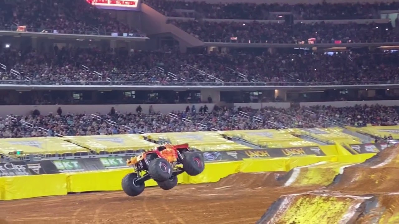 Max d fire freestyle Arlington 2020 - YouTube