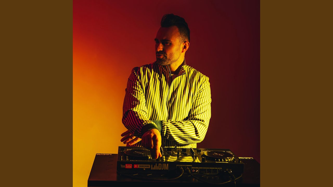 Night fire - YouTube