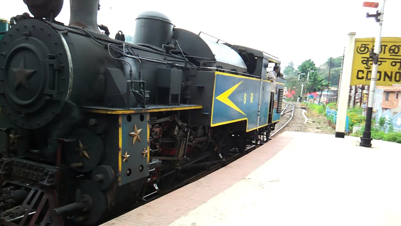 kannur railway station steem engine entry - YouTube